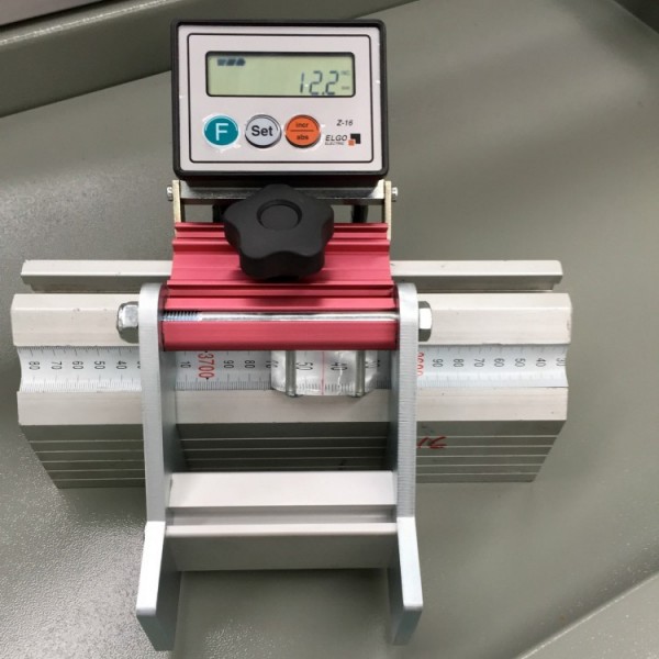 ALUMACH MANUAL STOP - DIGITAL READOUT - Alumach